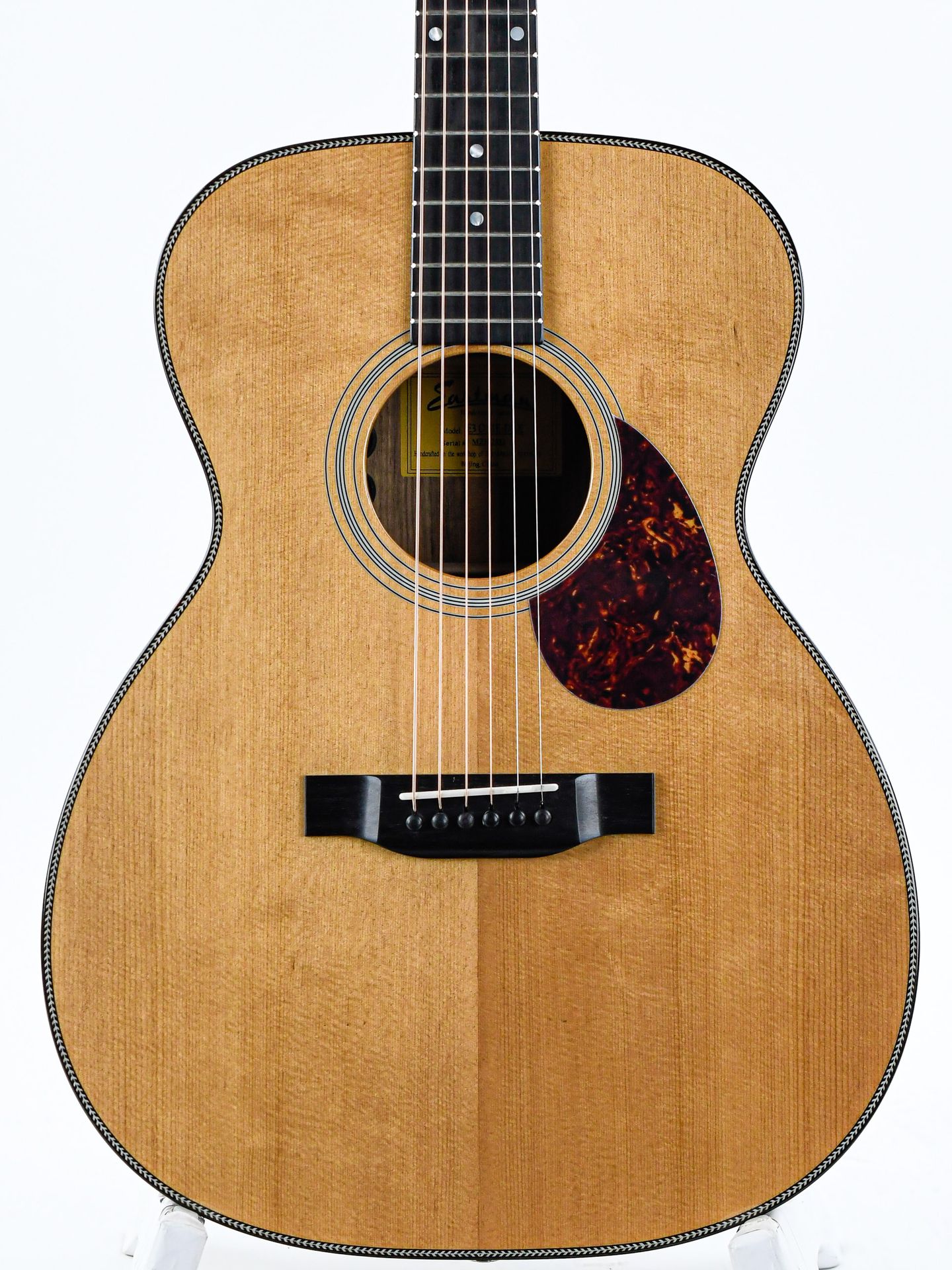 Eastman E3OM Deluxe | The Fellowship of Acoustics